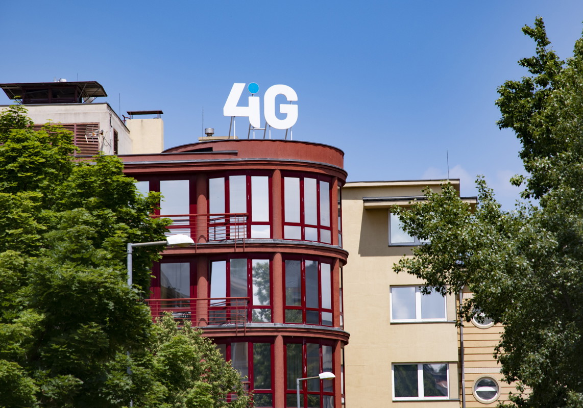 A NER-kedvenc 4iG optikai kábelvezetéket épít Egyiptomtól Albániáig a ...