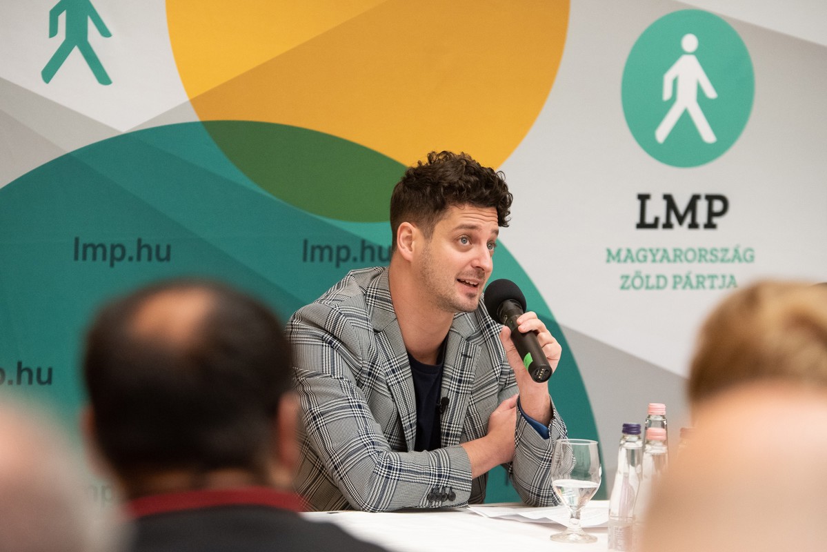 Ungár Péter: Vissza kell térni a világnézeti alapú politizáláshoz ...